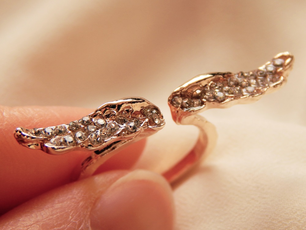 Cute Wing Ring Kk97 on Luulla